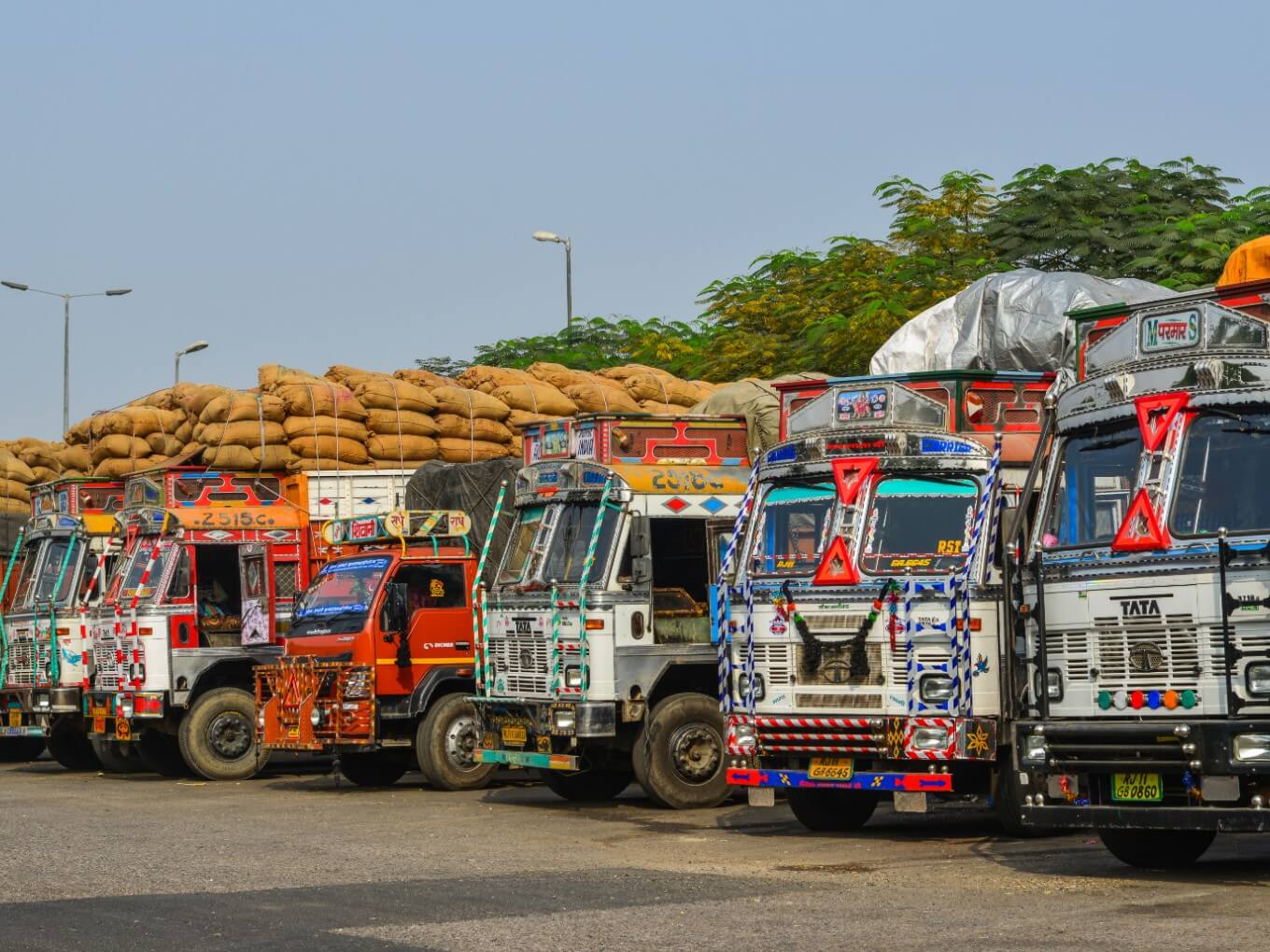 Global Supply Chain - Supply Chain Management Solutions